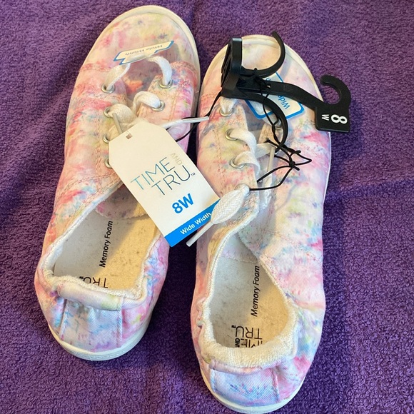 Time and Tru | Shoes | Time And Tru Memory Foam Shoe Size 8w In New ...